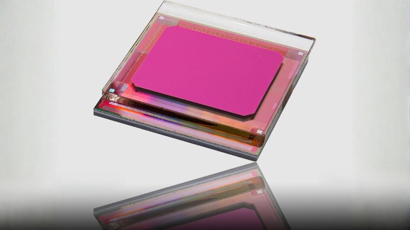 Lumotive Debuts ‘World’s First 2D Photonic Beamforming Chip’ - News