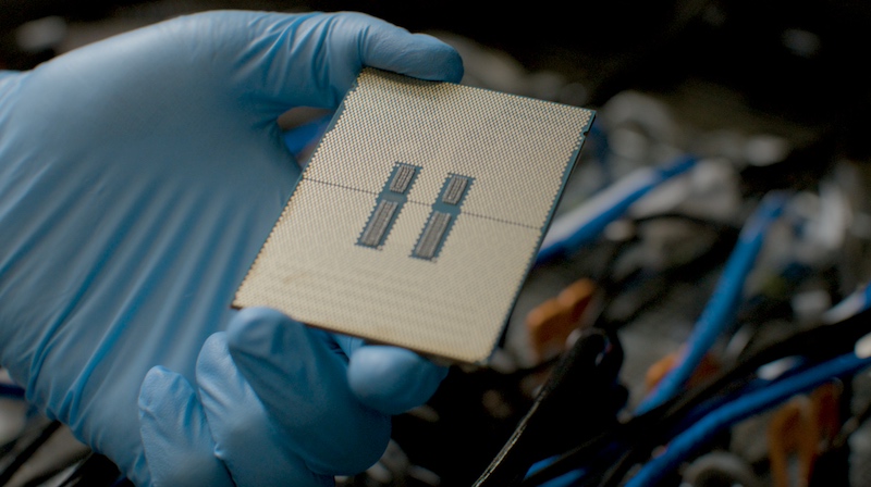 Intel and Shell Team Up on Immersion Cooling in Xeon-Based Data Centers ...