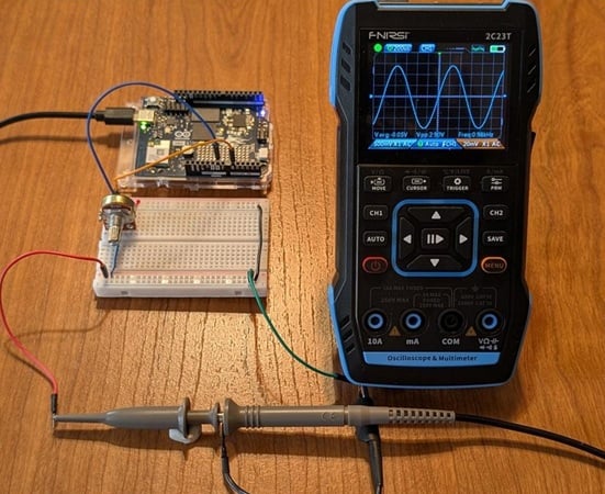 Using the Arduino Uno Q to Build a DDS Sine Wave Generator - Projects