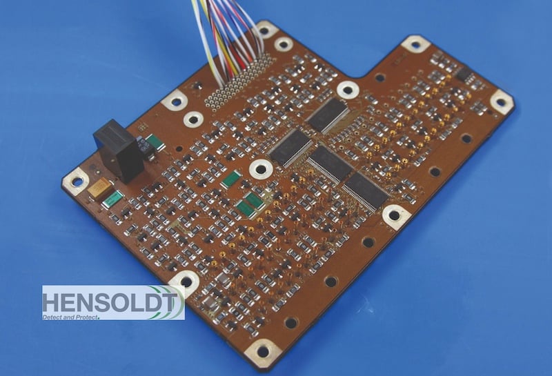 Engineers Create the First Double-Sided 10-Layer PCB Using 3D Printing ...