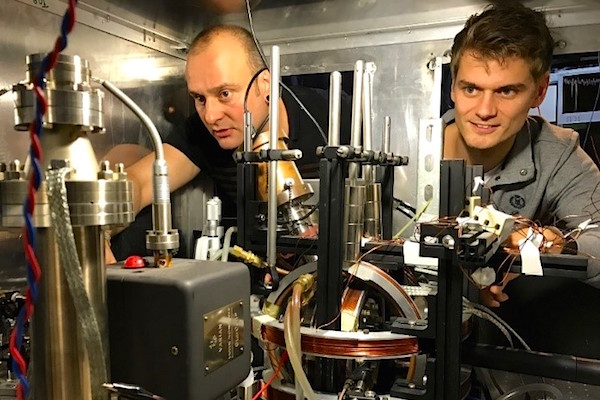 Microwave Qubit Creation Method Smooths the Way for Large-Scale Quantum ...
