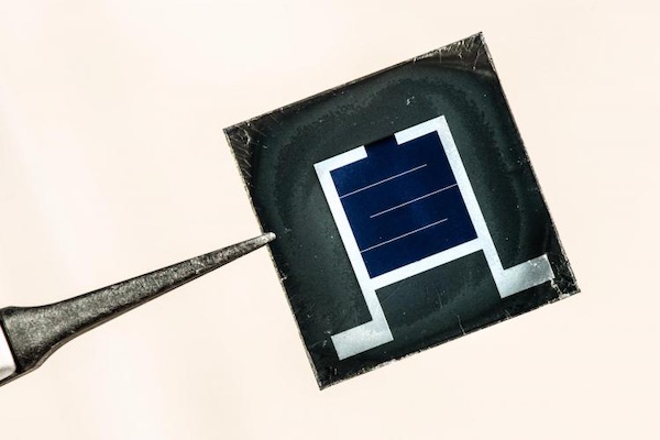 Layered Solar Cell Technology Exhibits Record Levels of Power ...